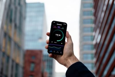 What is a pocket WiFi and how does it work? - Orange Travel